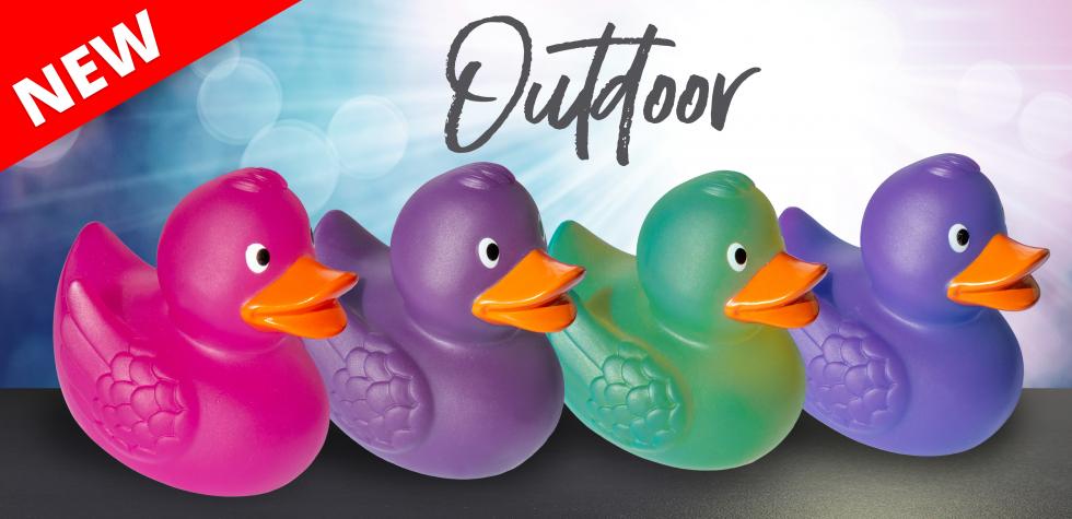 Rubber ducks with UV colour change